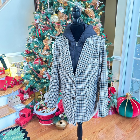 Bernardo | Jackets & Coats | Bernardo Black Coat With Plaid Trim | Poshmark